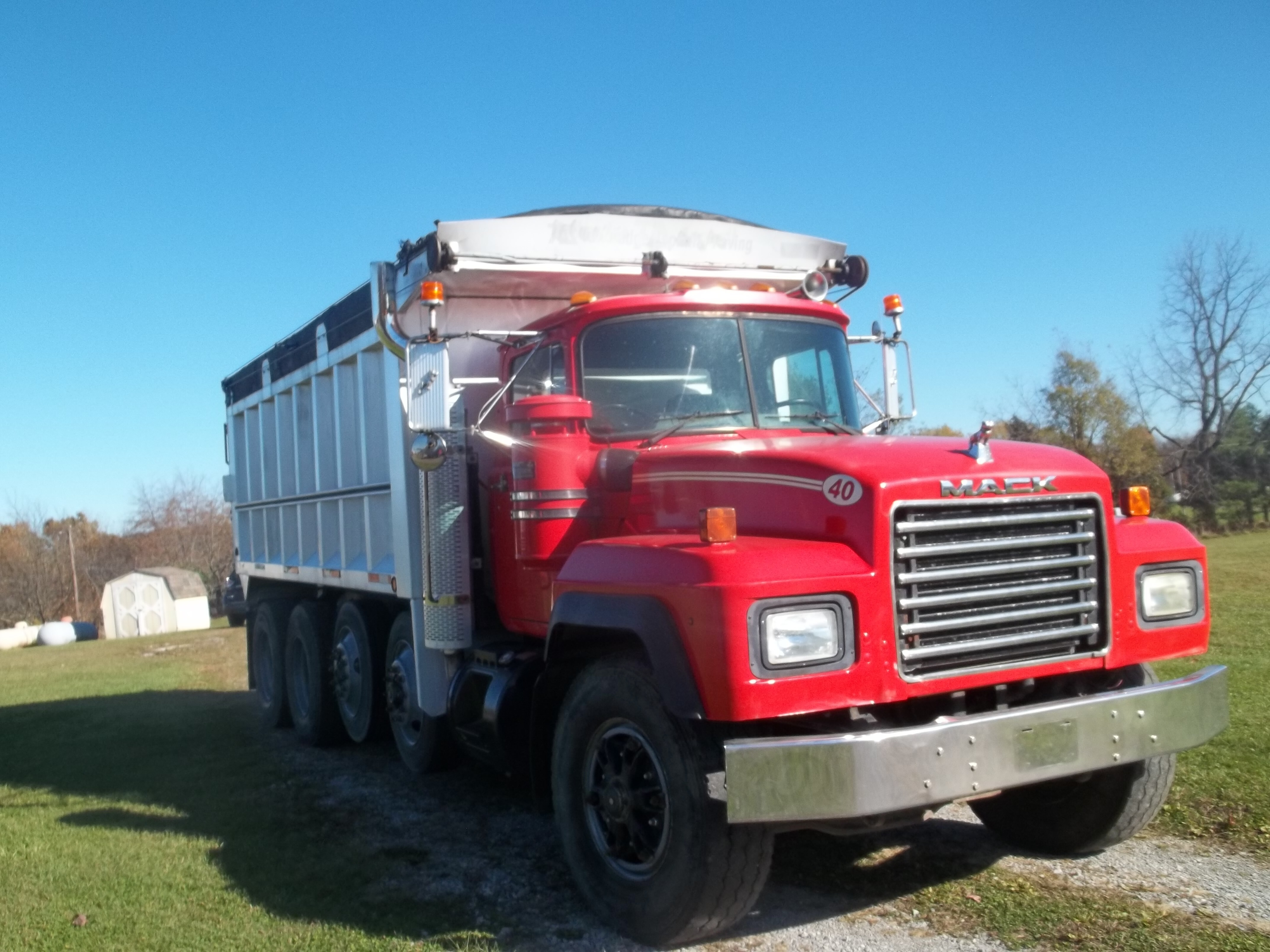 1996 Mack Rd 688 For Sale in Evans City, PA - Commercial Truck Trader
