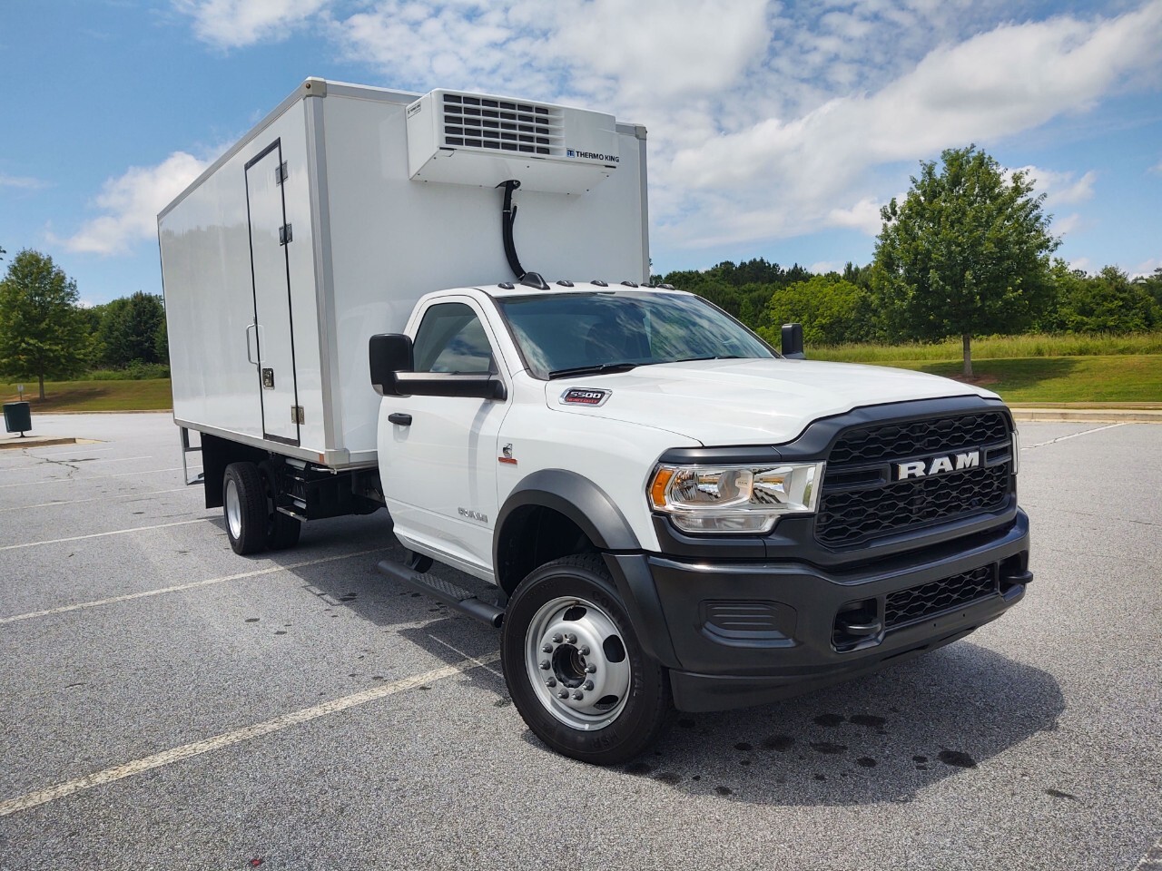 5500 For Sale - Ram 5500 Box Truck - Straight Trucks Near Me ...