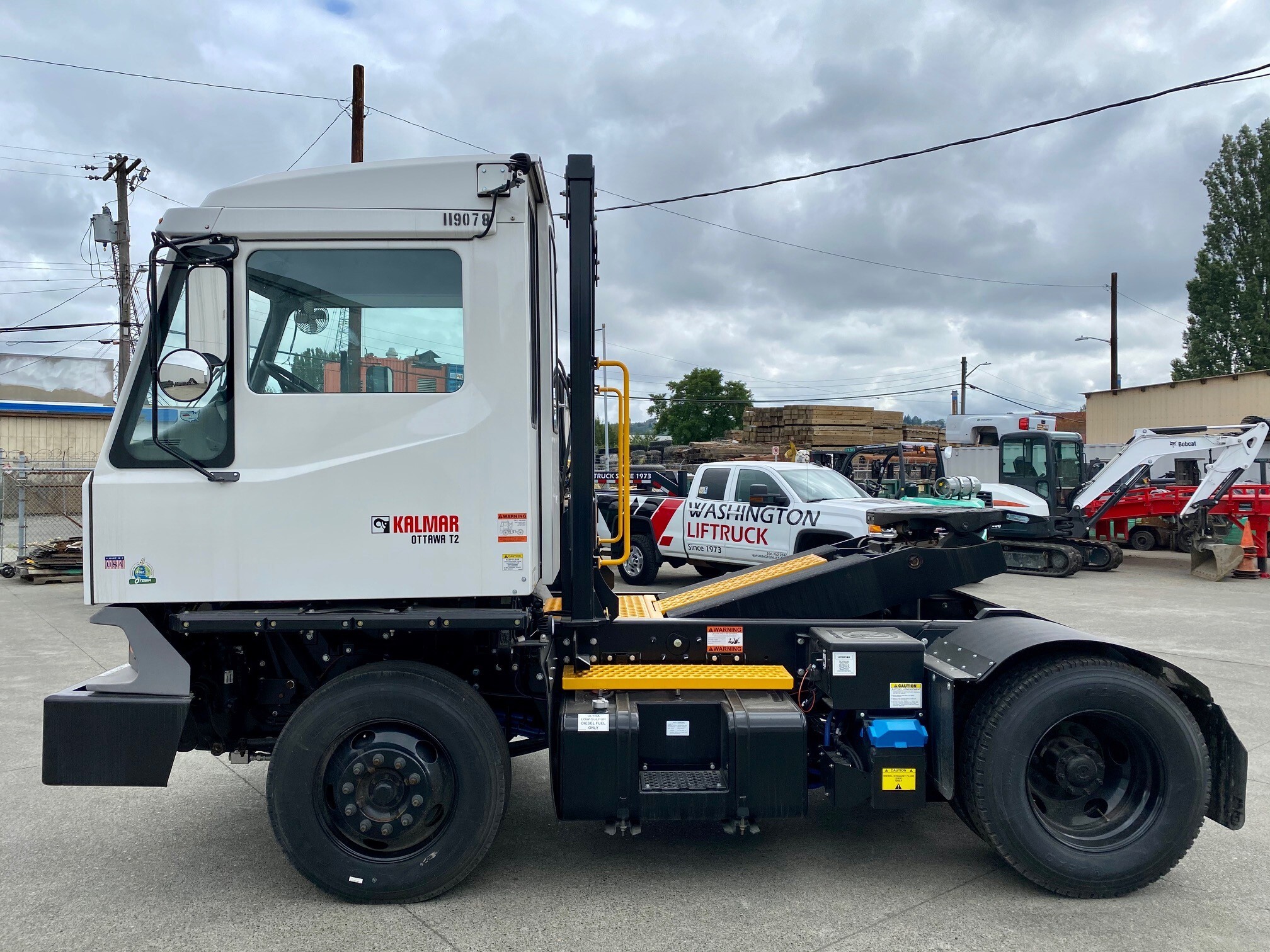 Yard Spotter Trucks For Sale - Commercial Truck Trader