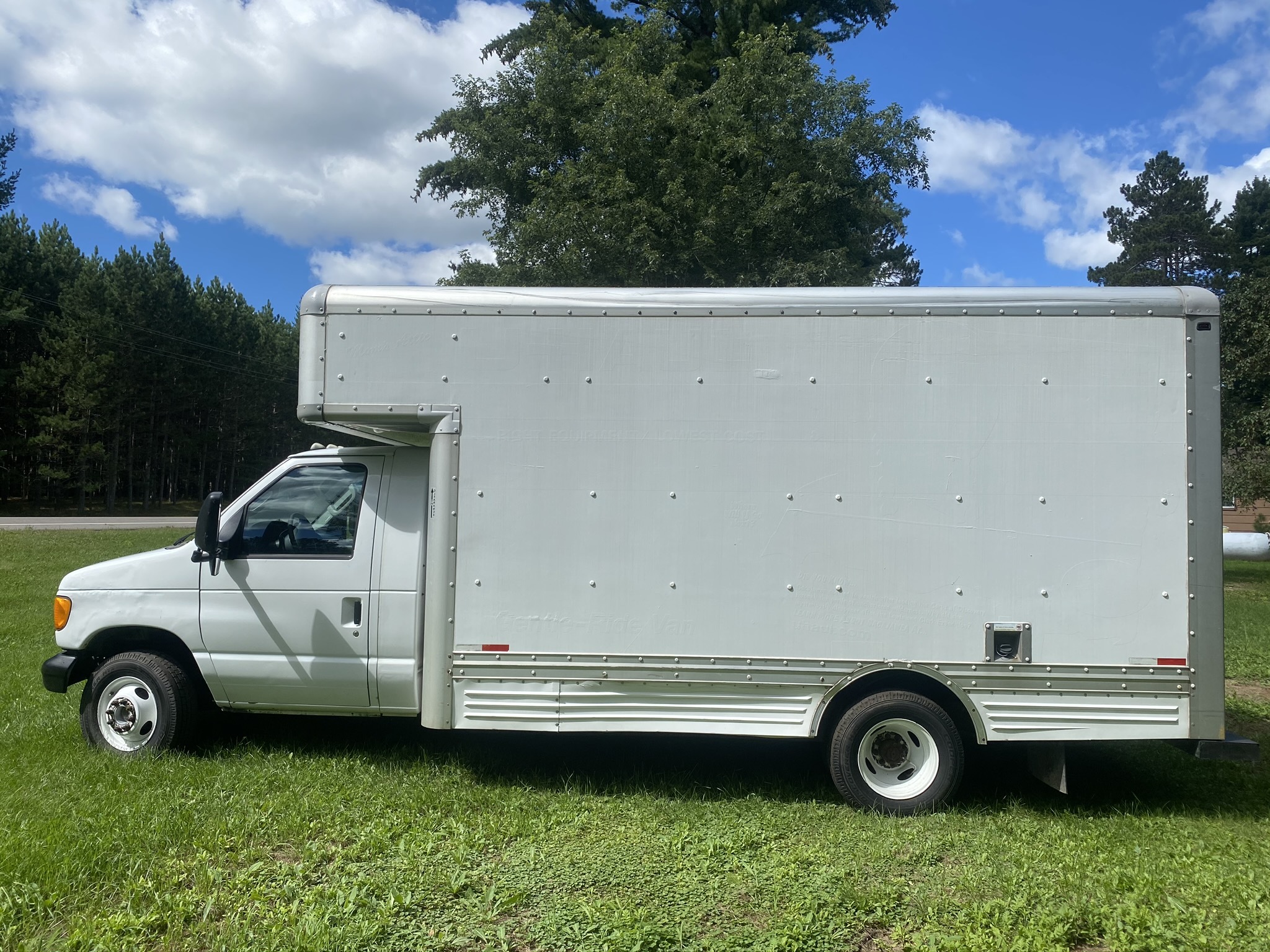 Minnesota - Box Truck - Straight Trucks For Sale - Commercial Truck Trader