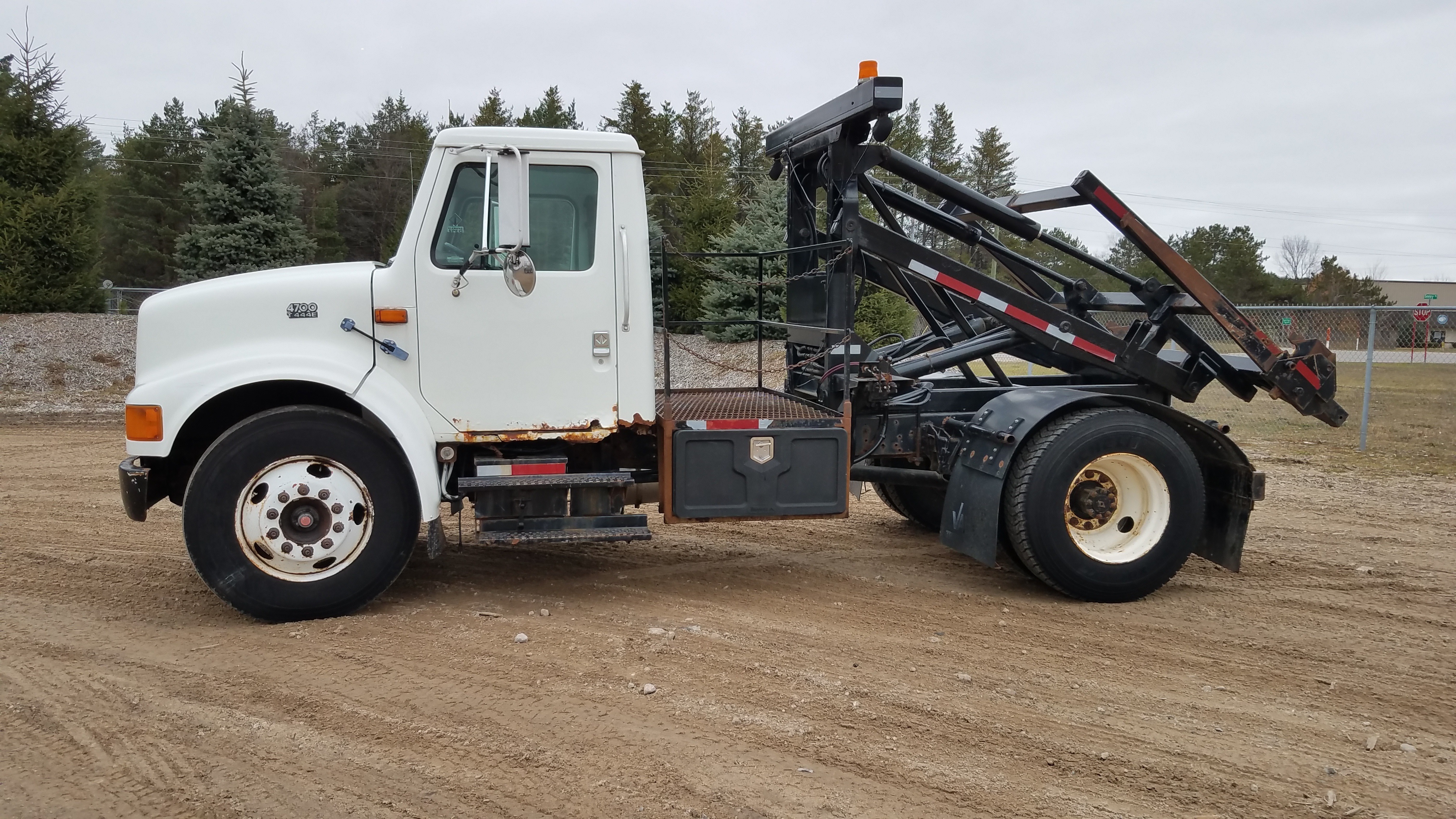 Toter Trucks For Sale - Commercial Truck Trader