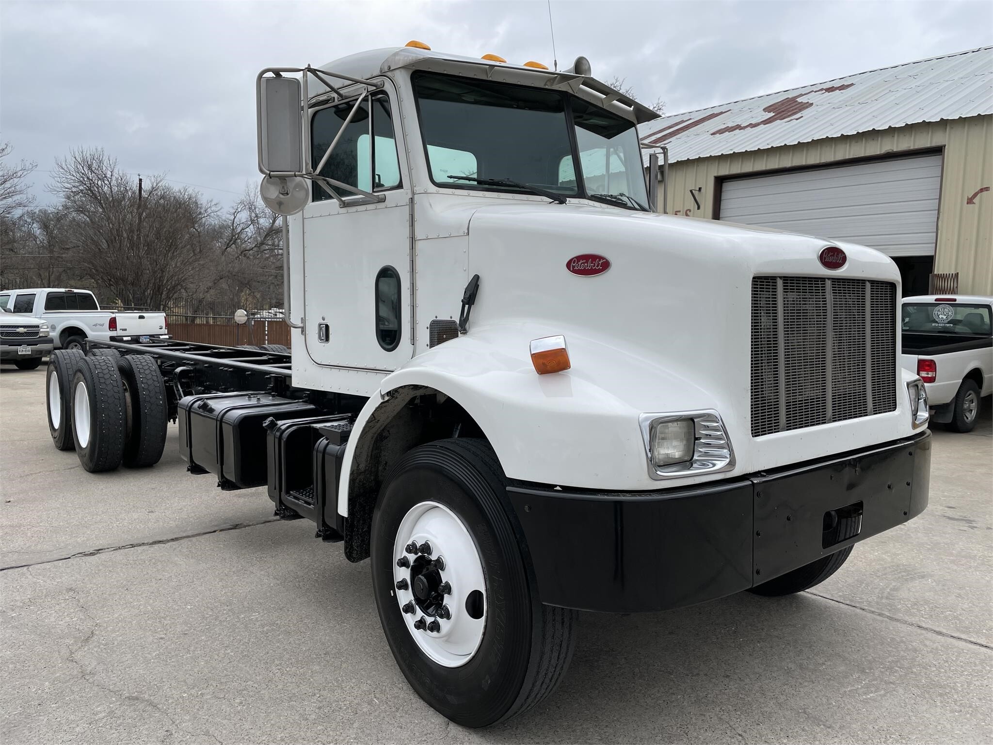 2004 Peterbilt 330 For Sale in Dallas, TX - Commercial Truck Trader