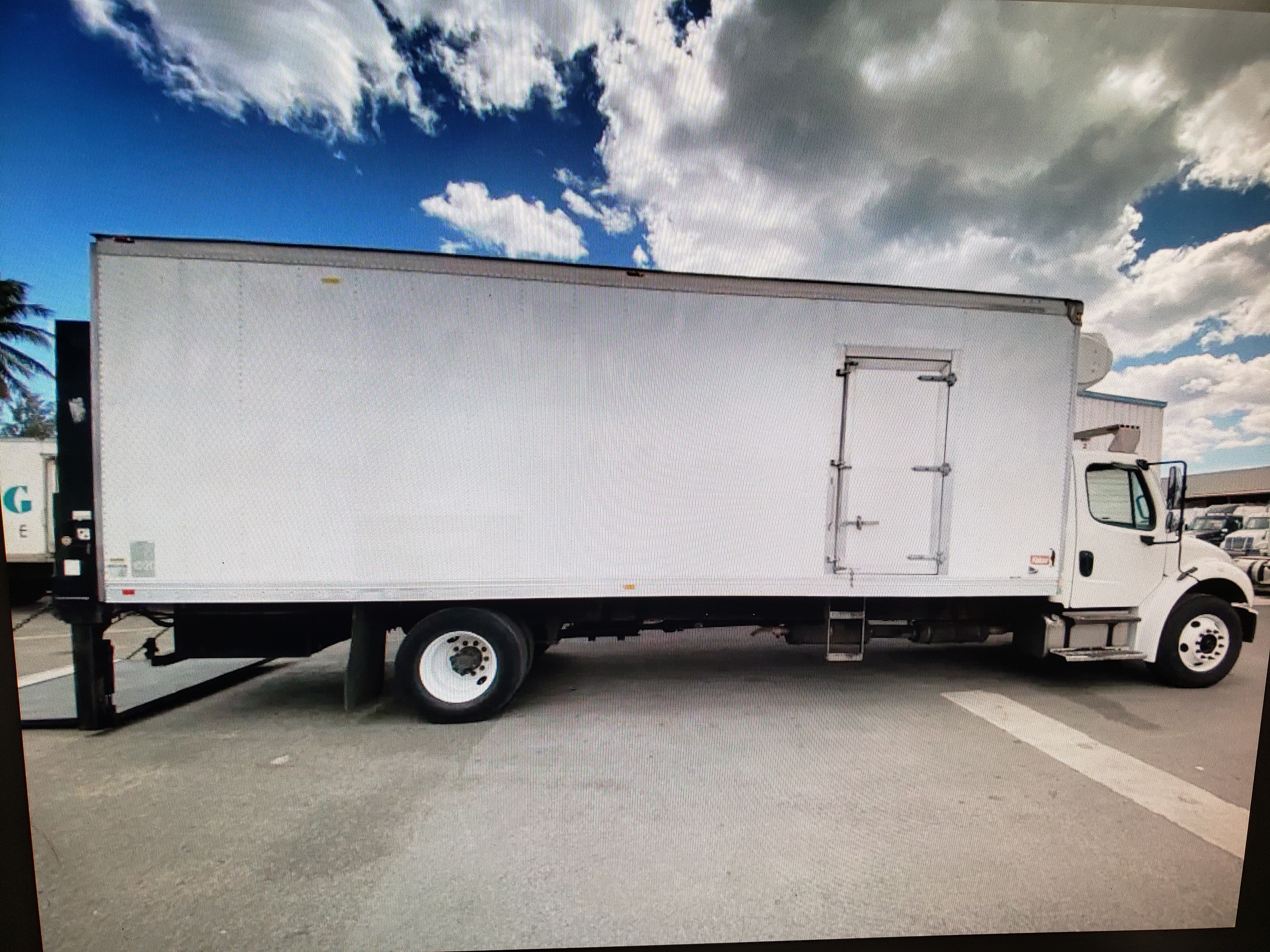 Reefer/Refrigerated Trucks For Sale Near Me - Commercial Truck Trader