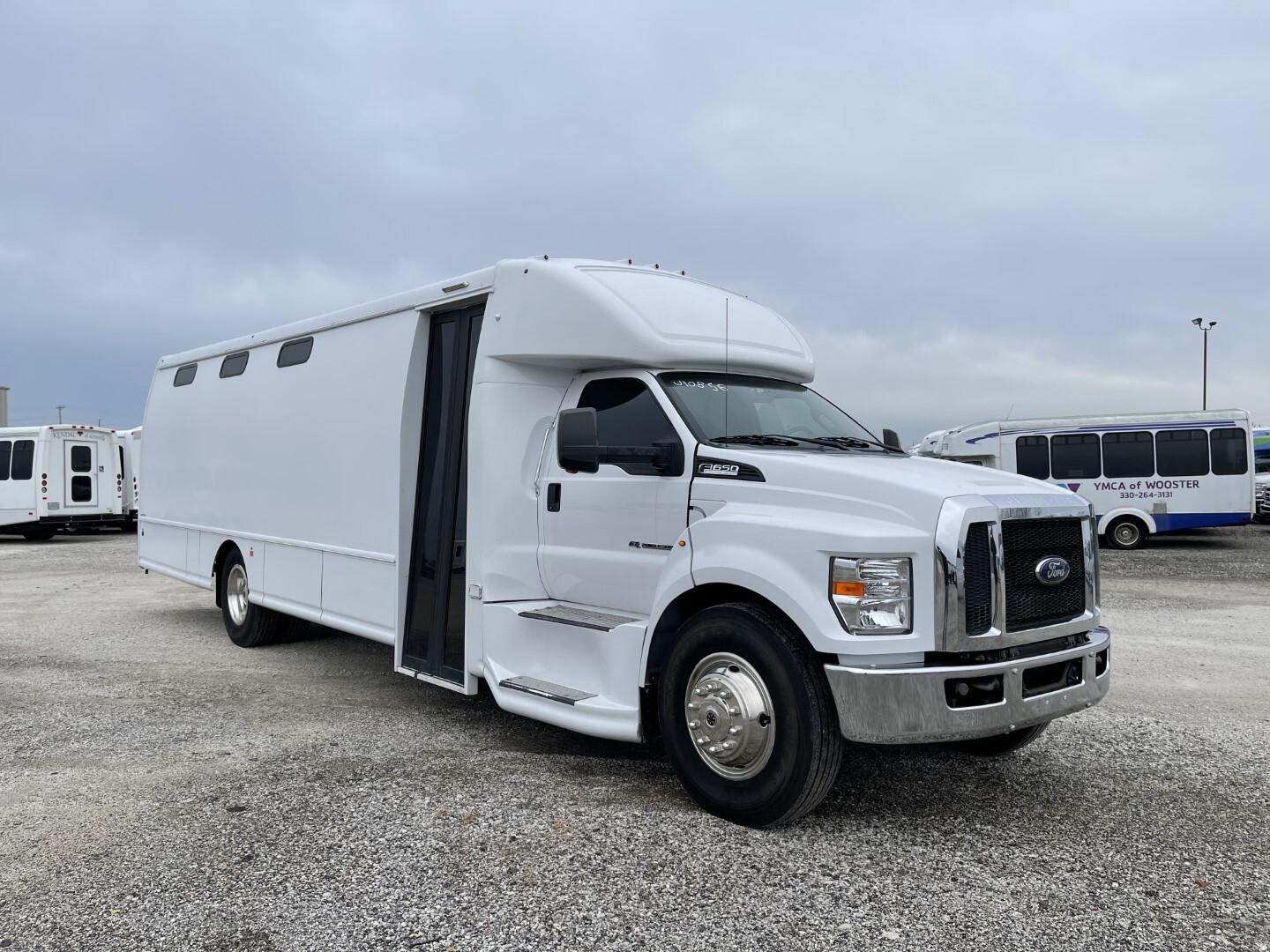 E350 For Sale - Ford E350 Bus Trucks - Commercial Truck Trader