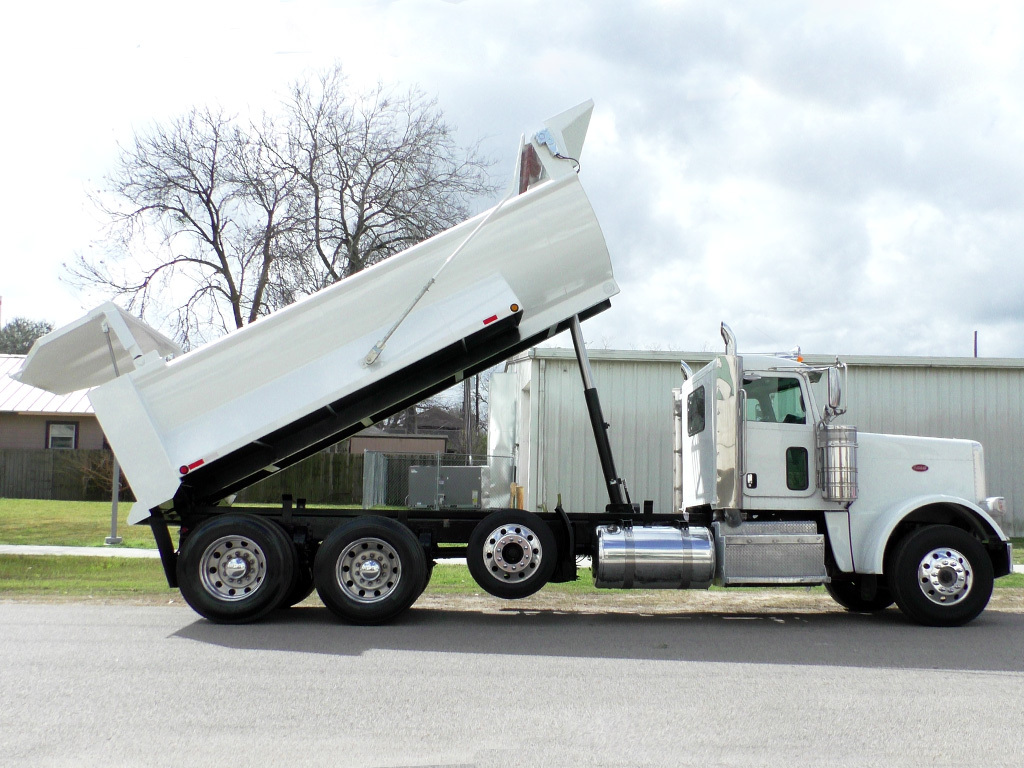 Used 2014 Peterbilt 389 in Houston, TX - Commercial Truck Trader