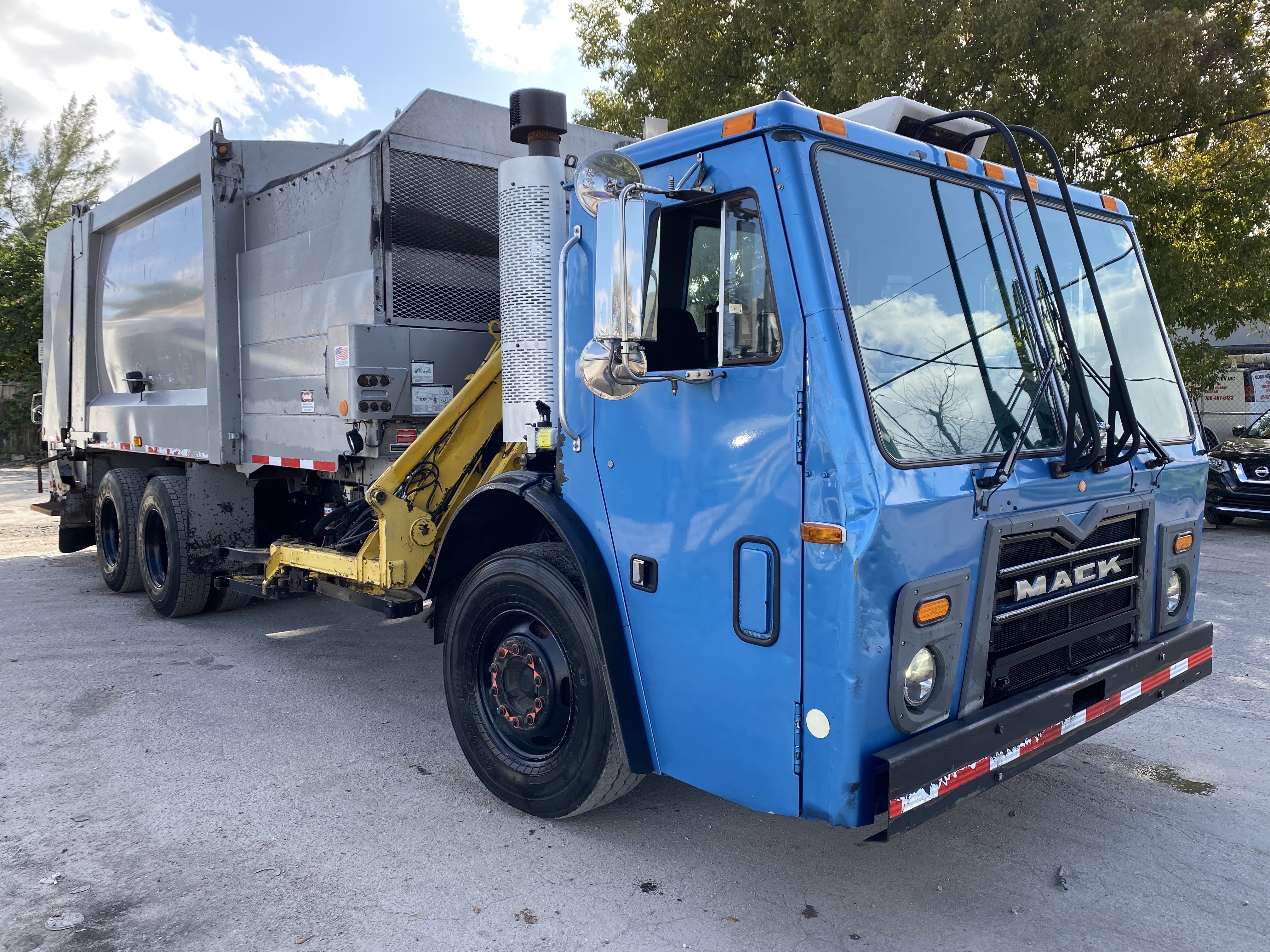 Mack For Sale - Mack Box Truck - Straight Trucks - Commercial Truck Trader