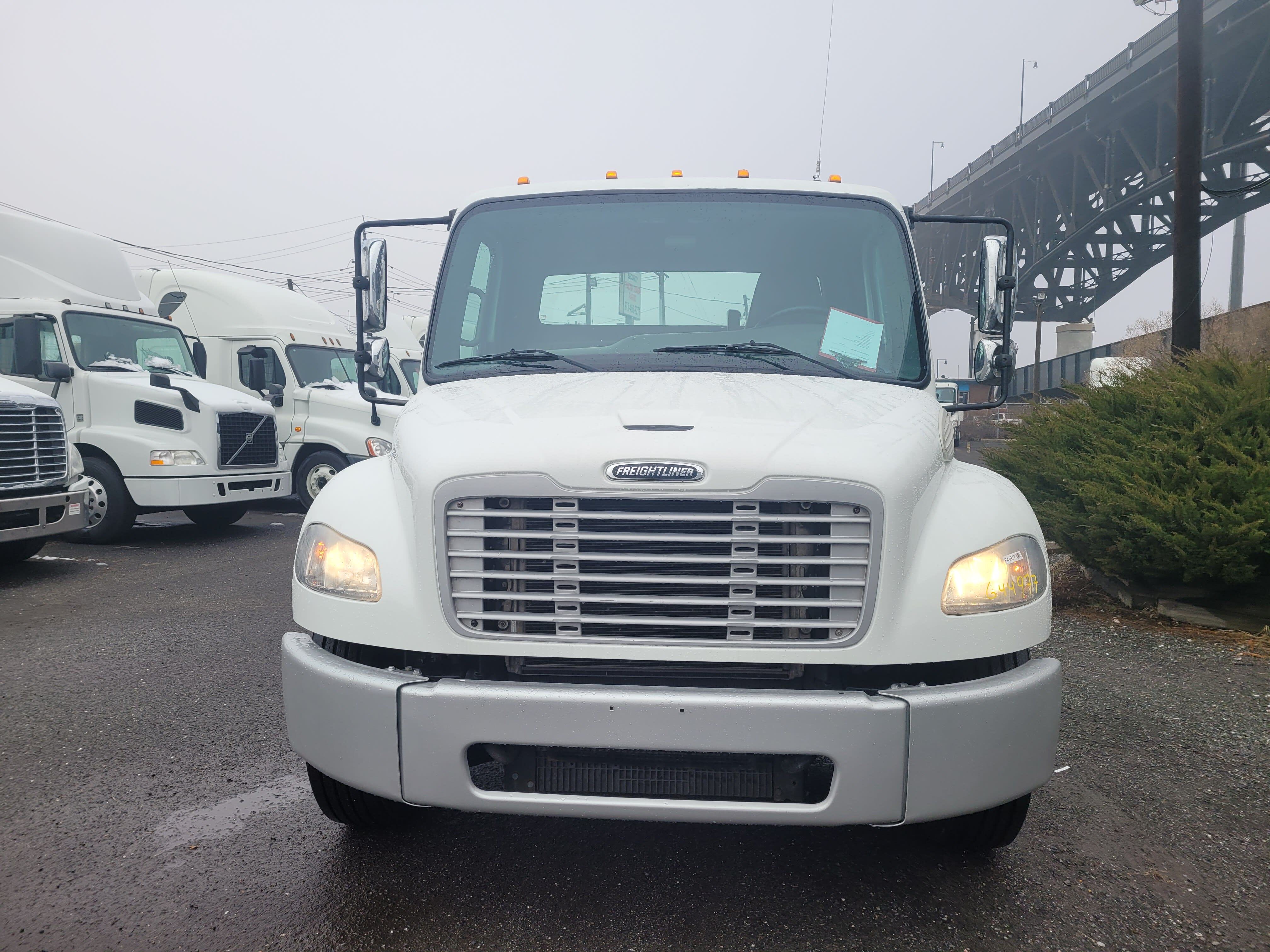 Cab Chassis Class 6 (gvw 19501 - 26000) Trucks For Sale - Commercial ...