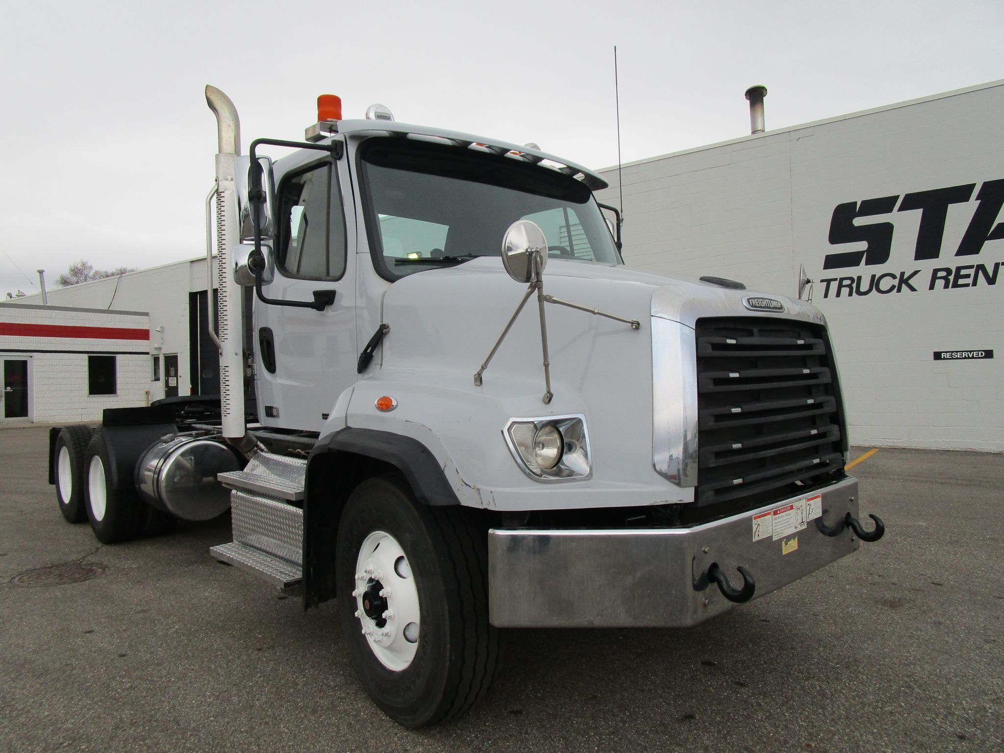 114 Sd For Sale - Freightliner 114 Sd Trucks Near Me - Commercial Truck ...