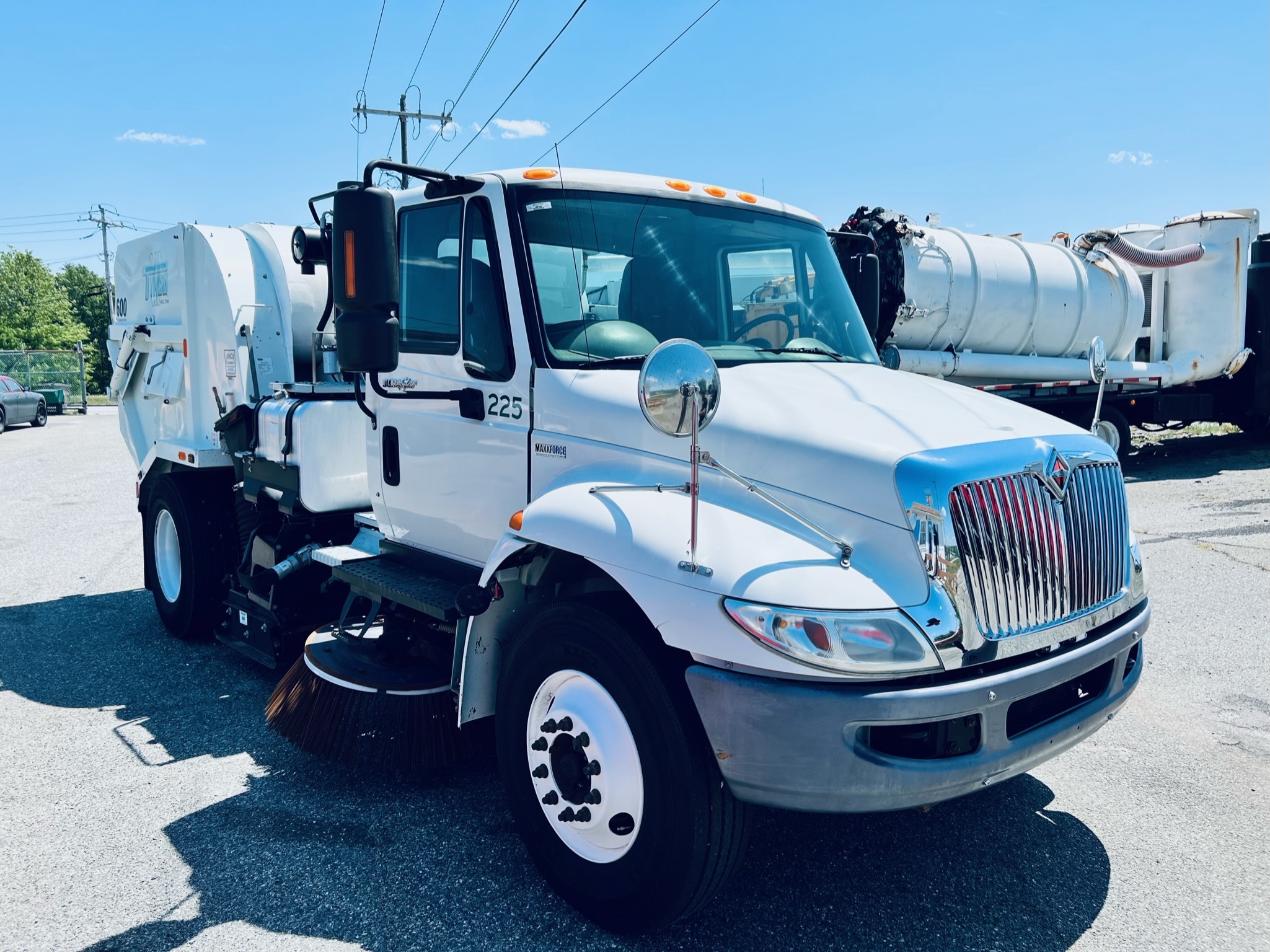 Sweeper Trucks For Sale Near Me - Commercial Truck Trader