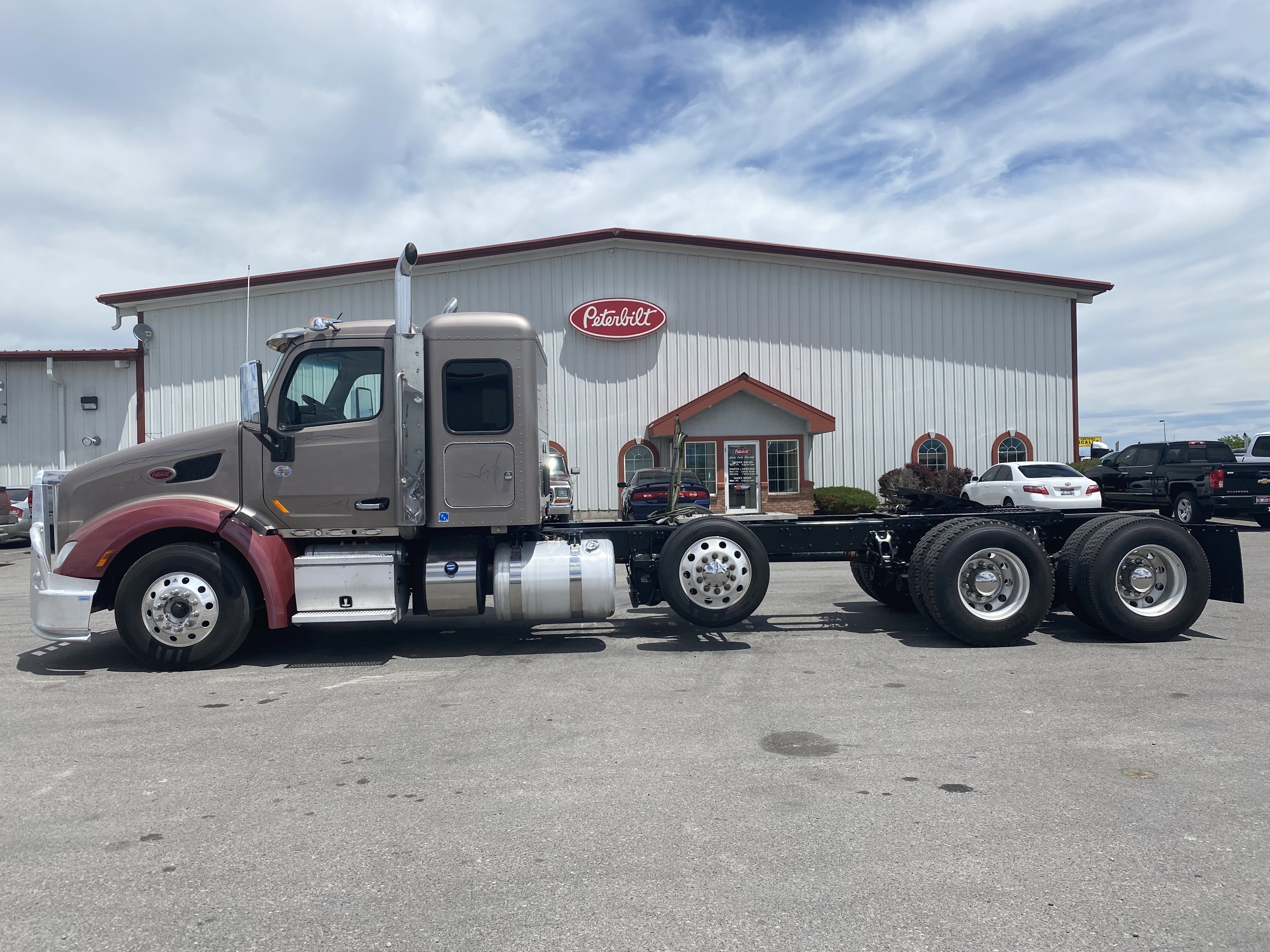 Conventional - Day Cab Trucks For Sale Near Me - Commercial Truck Trader