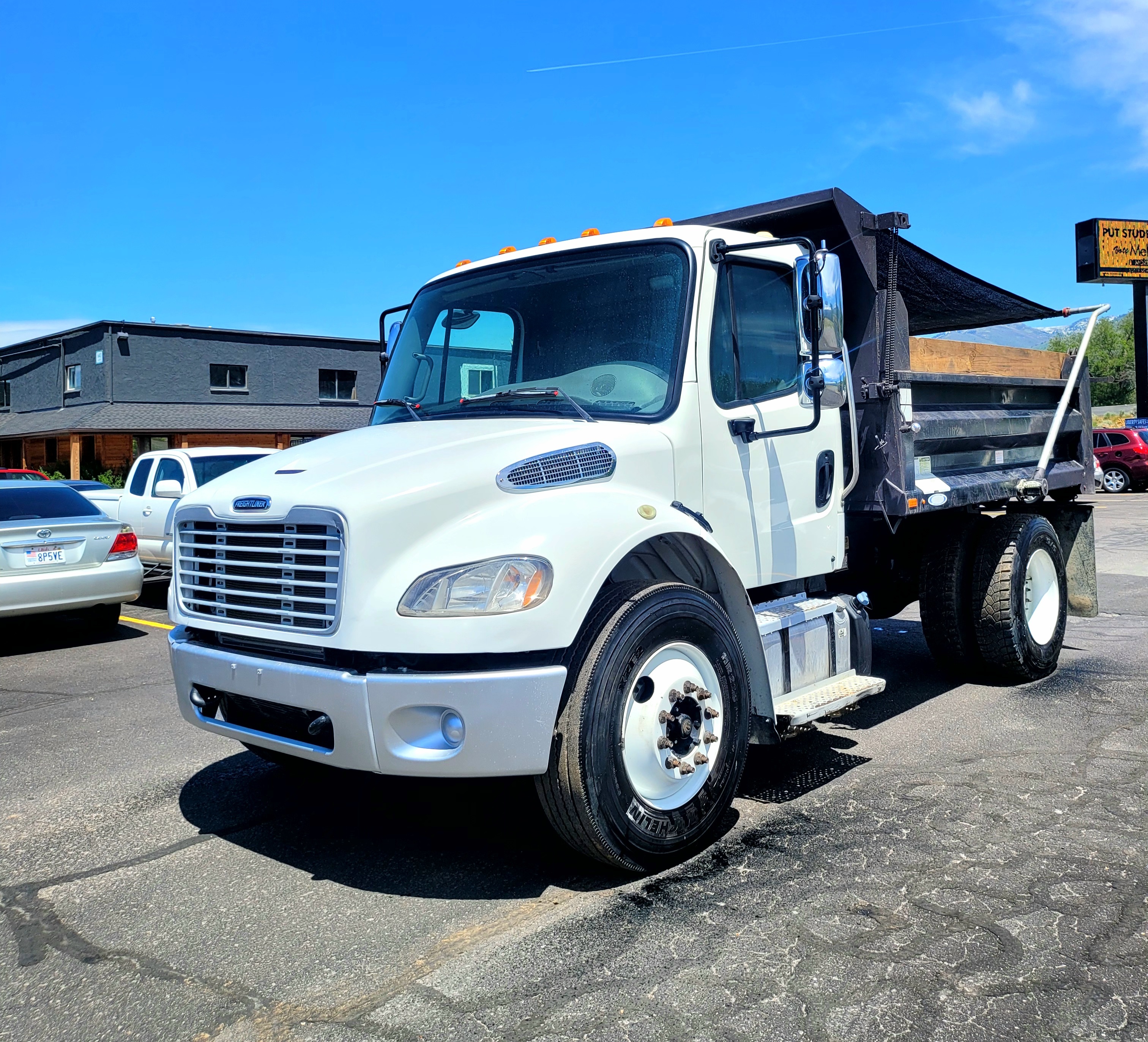 Dump Truck Class 6 (gvw 19501 - 26000) Trucks For Sale Near Me ...