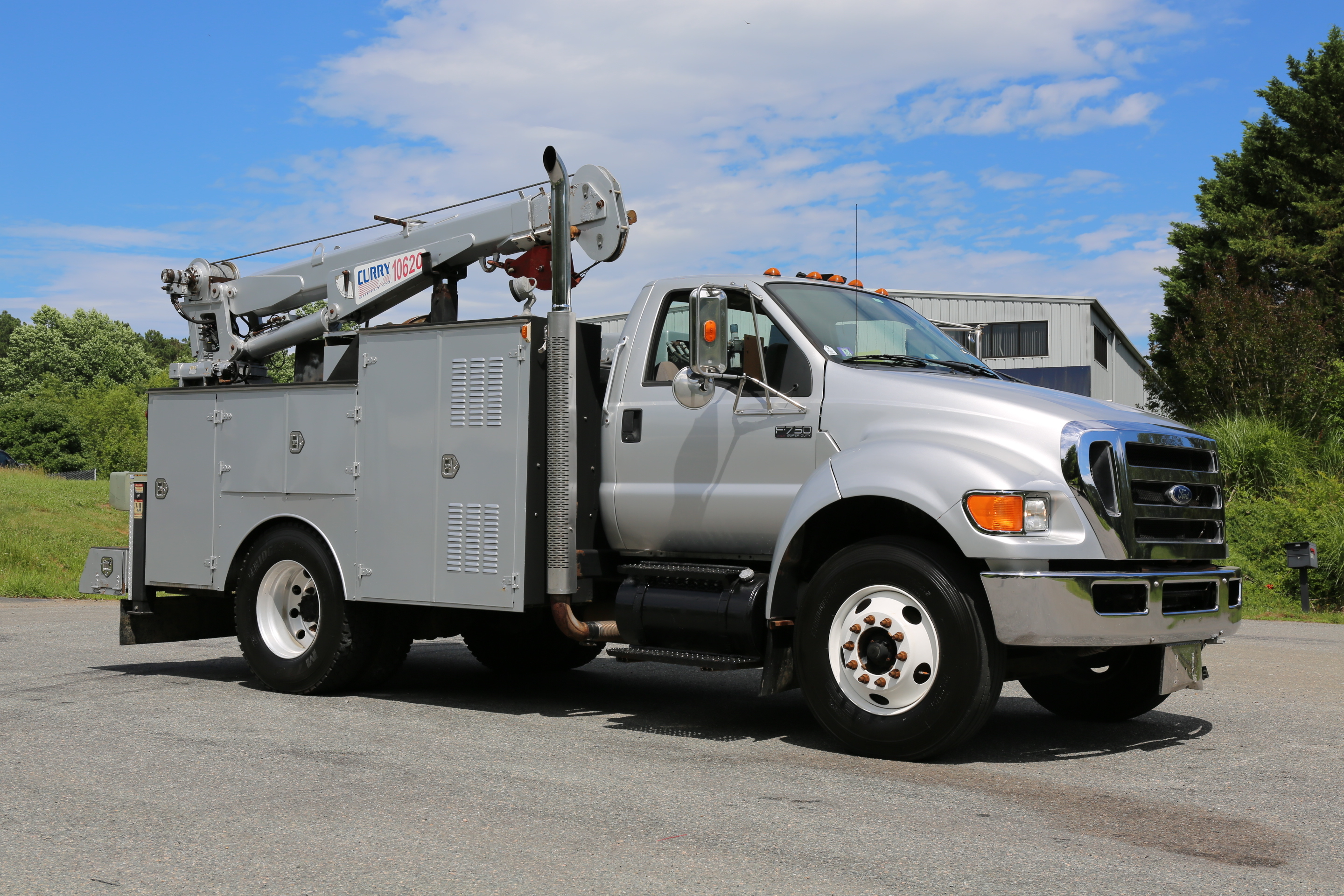 Utility Truck - Service Trucks with Crane Bodies For Sale Near Me ...