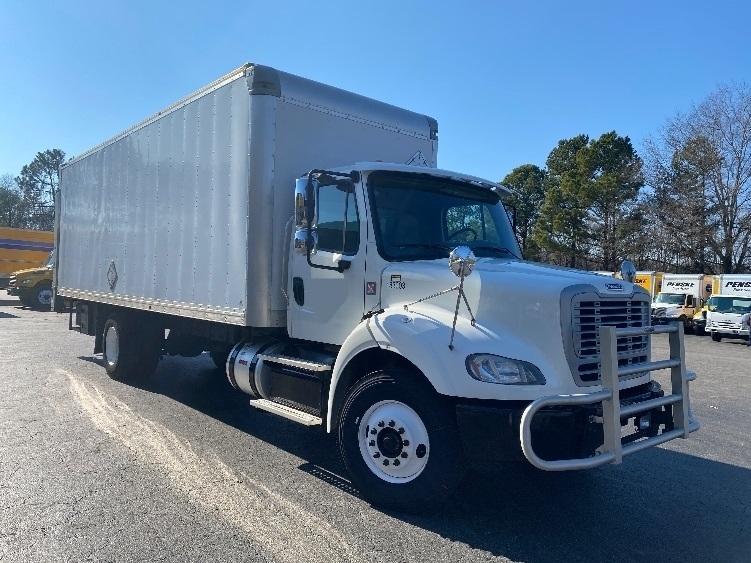 Box Truck - Straight Truck Class 7 (gvw 26001 - 33000) Trucks For Sale ...