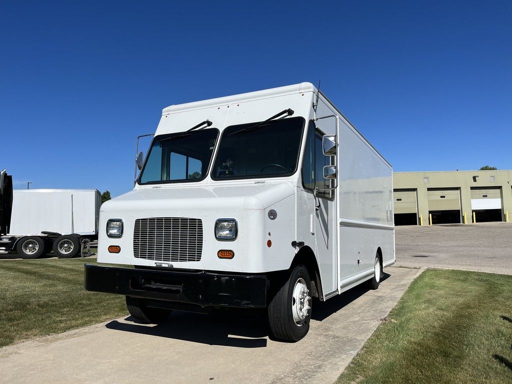 Freightliner For Sale - Freightliner Pickup Trucks Near Me - Commercial ...