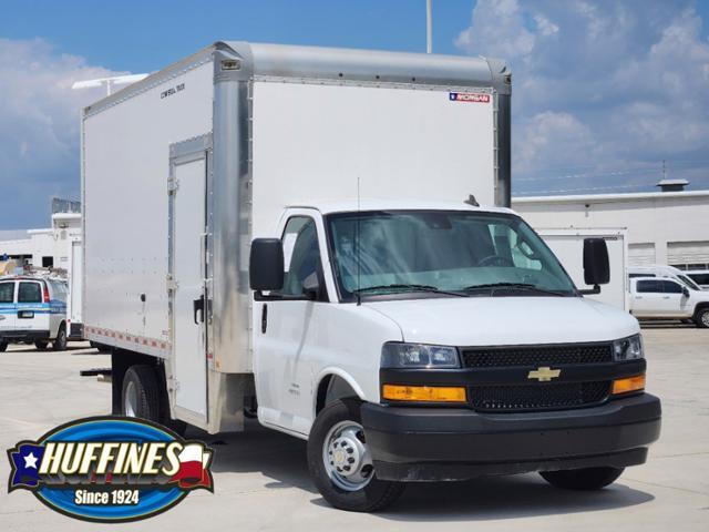 Express G4500 For Sale - Chevy Express G4500 Box Truck - Straight ...