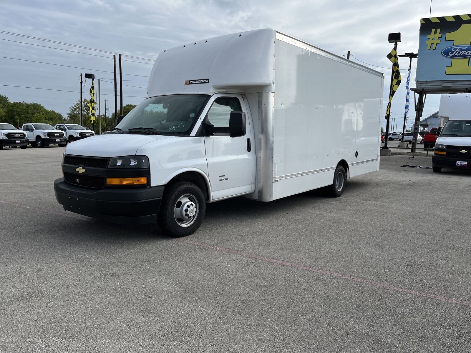 Express G4500 For Sale - Chevy Express G4500 Box Truck - Straight ...