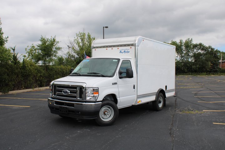 Ford For Sale - Ford Trucks with Box Trucks Near Me - Commercial Truck ...