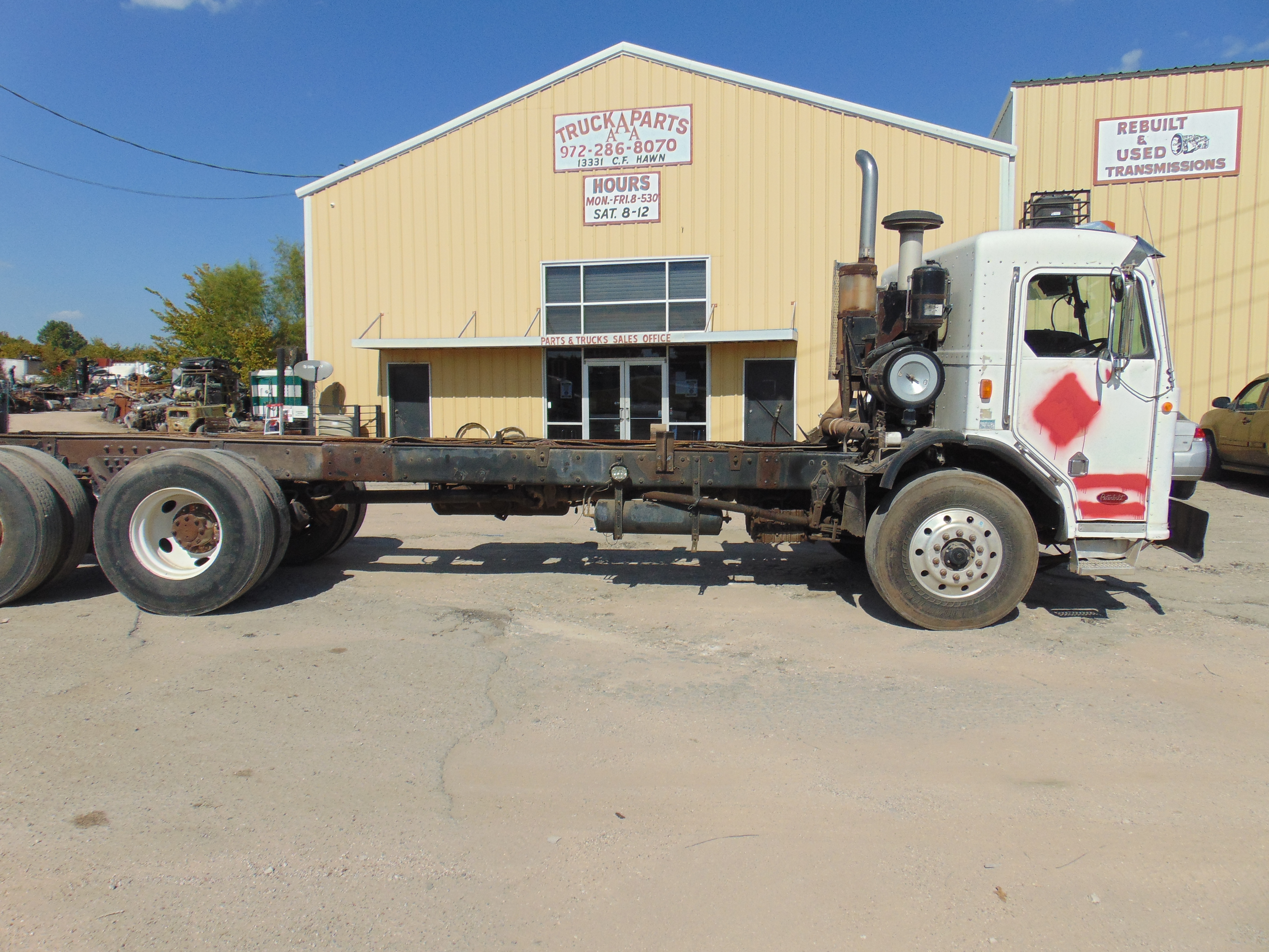 Used 2005 Peterbilt 320 in Dallas, TX - Commercial Truck Trader