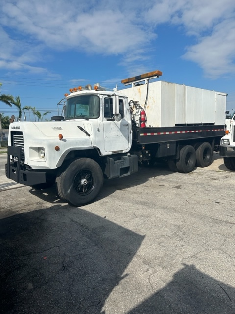 Used 1999 Mack 600 in Miami, FL - Commercial Truck Trader