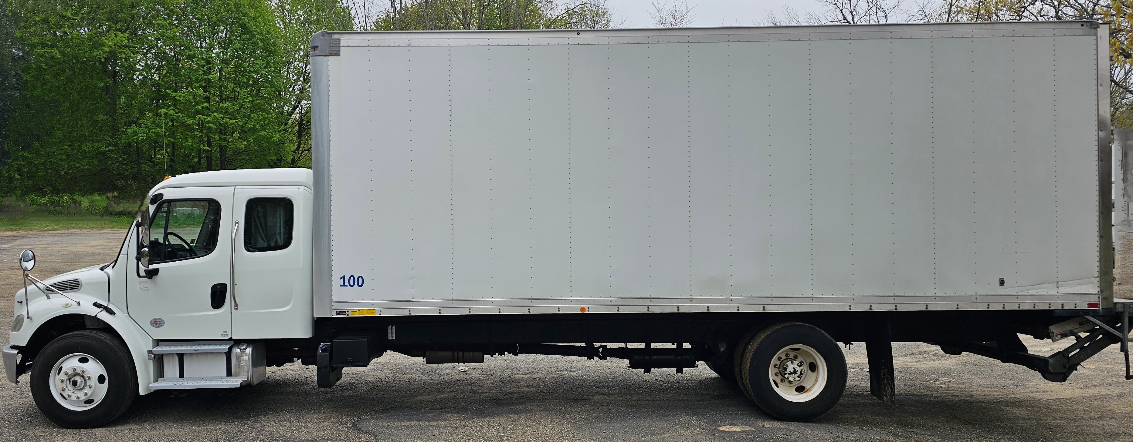 Box Truck With Sleeper
