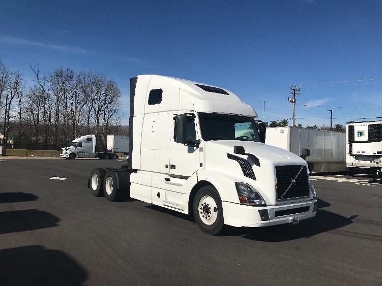 VNL64T670 For Sale - Volvo Class 8 (gvw 33001 - 150000) Trucks ...