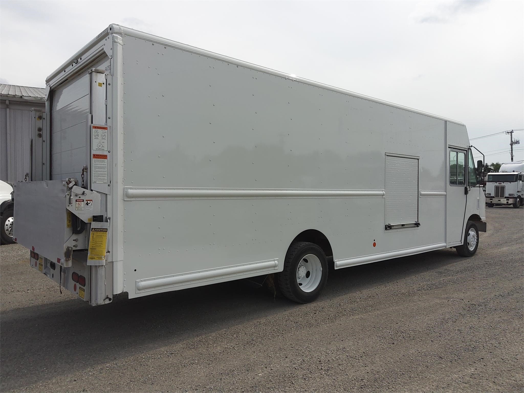 Used 2016 Ford F59 For Sale in Fort Wayne, IN - 5022205025 - Commercial ...