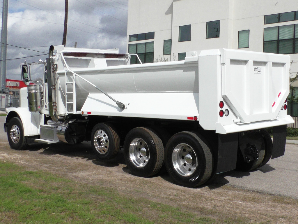 Used 2020 Peterbilt 388 For Sale in Sylmar, CA - 5029724400 ...