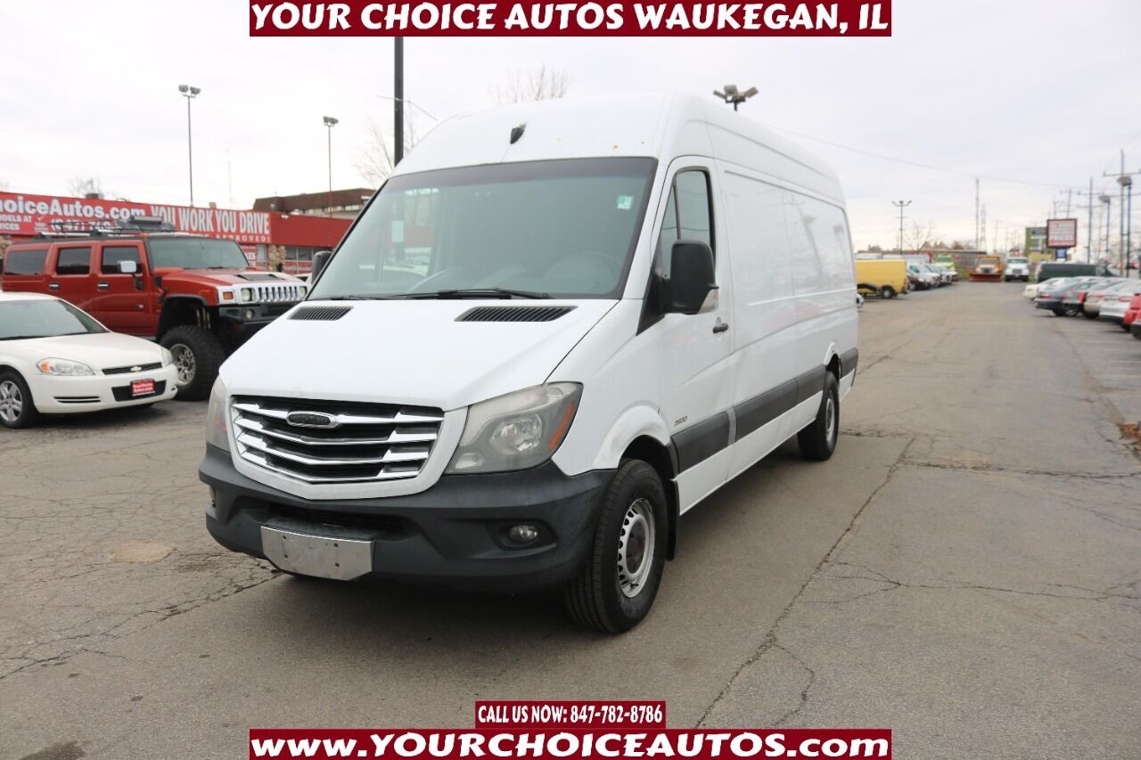 Used 2014 Freightliner Sprinter For Sale in Waukegan, IL - 5024136093 ...