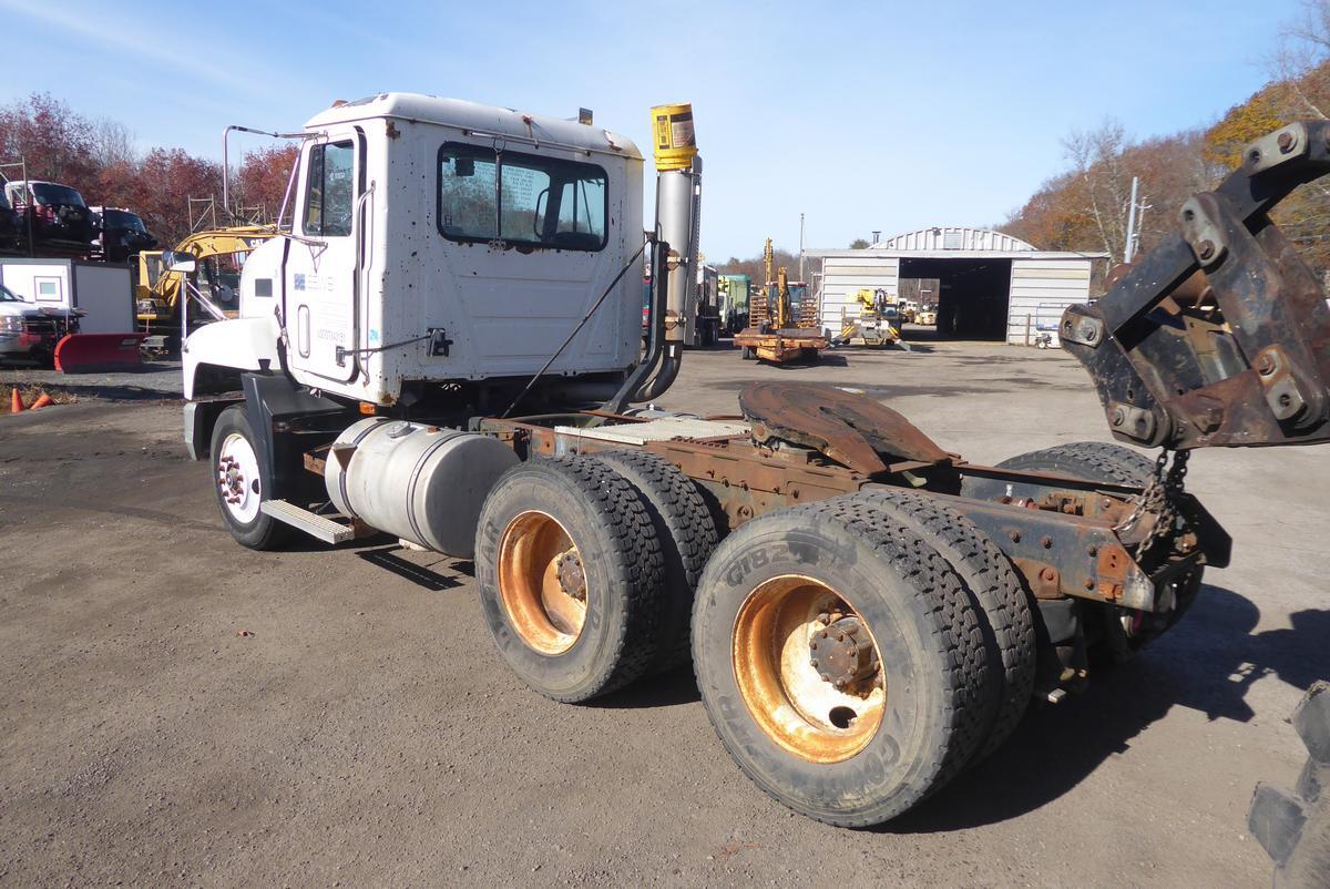 Used 1992 Mack CH613 For Sale in Sparrowbush, NY - 5029829667 - Commercial Truck Trader