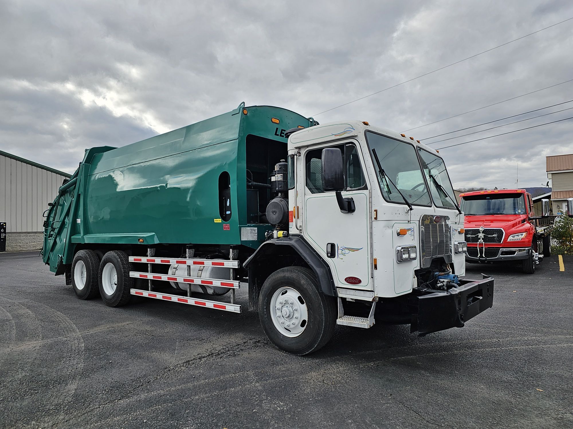 Used 2017 Peterbilt 320 For Sale in Duncansville, PA - 5028228832 ...