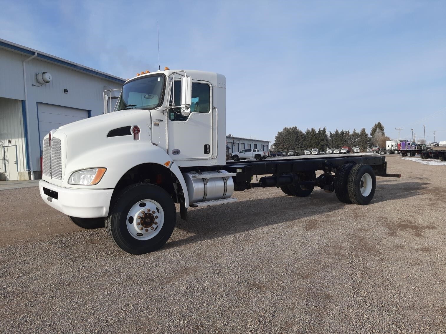 Cab Chassis Class 8 (gvw 33001 - 150000) Trucks For Sale - Commercial ...