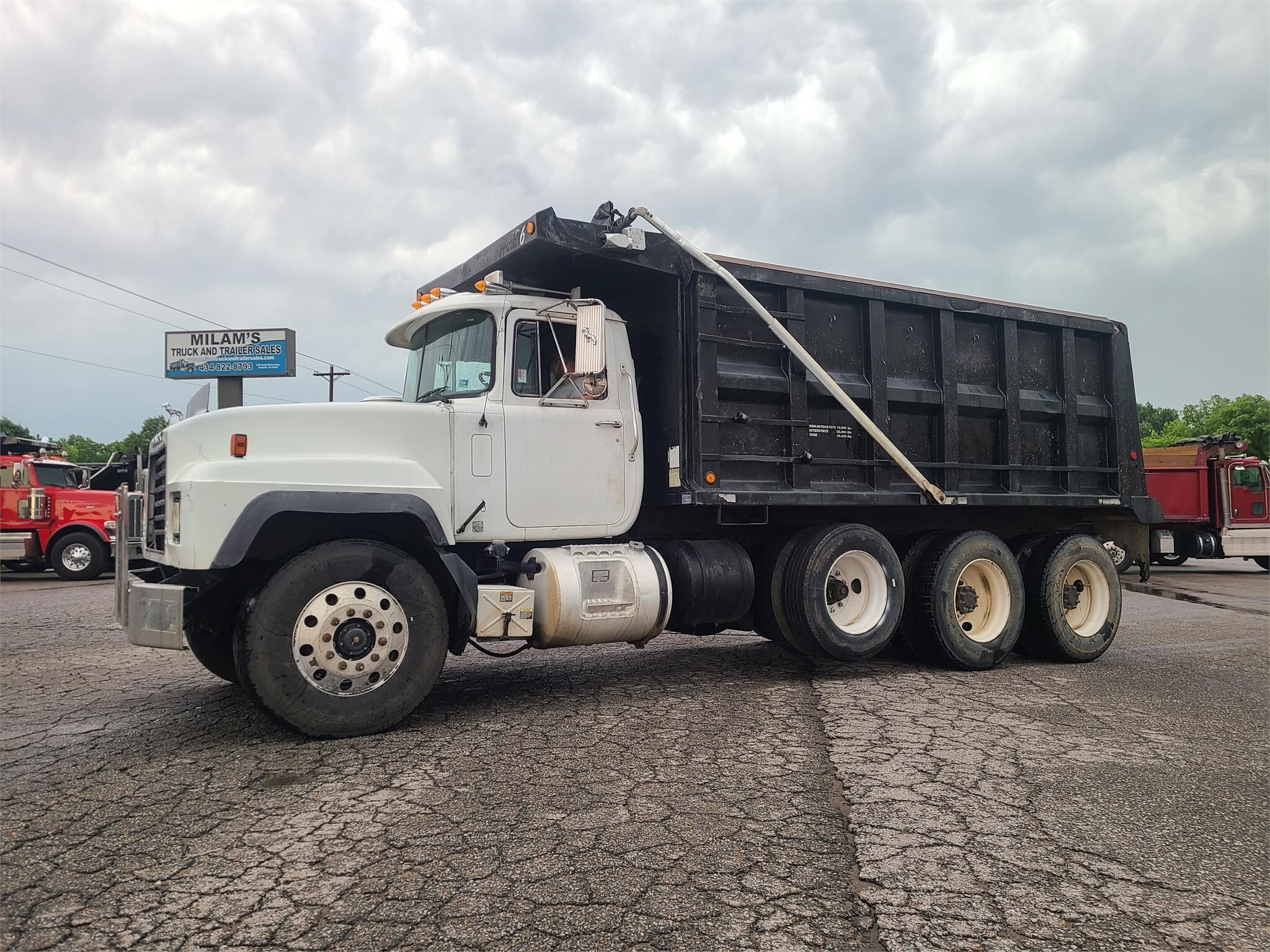 Mack RD688S Dump Trucks for Sale | Commercial Truck Trader
