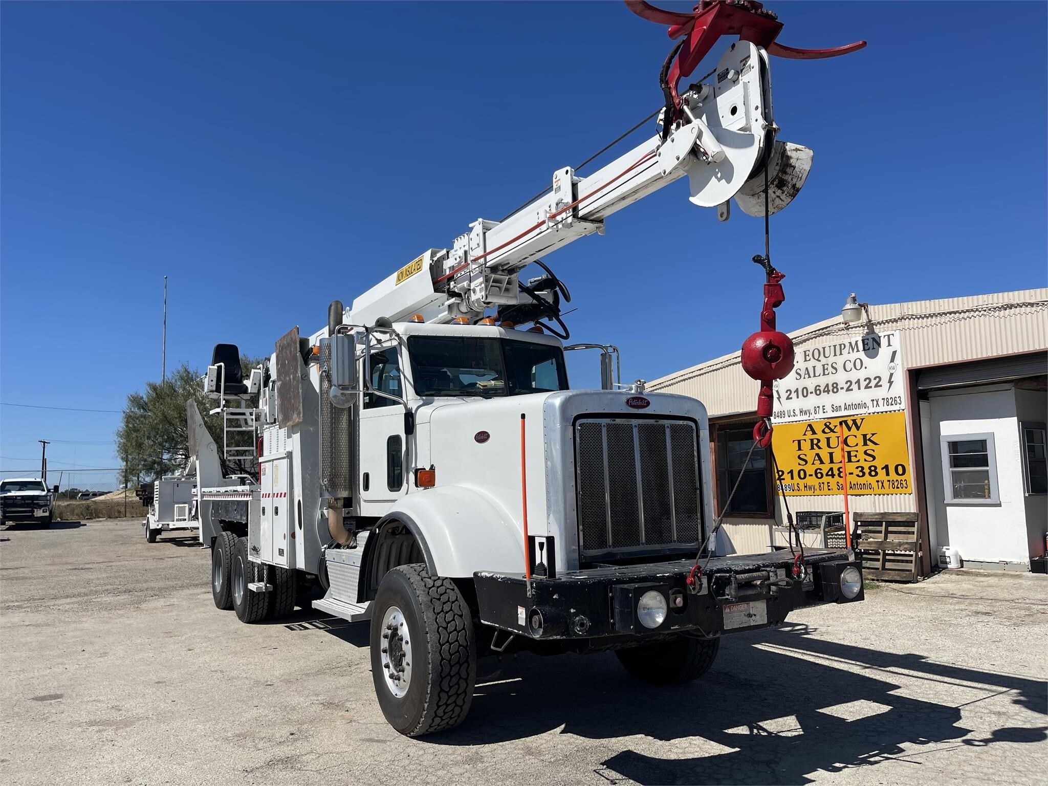 Altec DT80 Trucks for Sale | Commercial Truck Trader