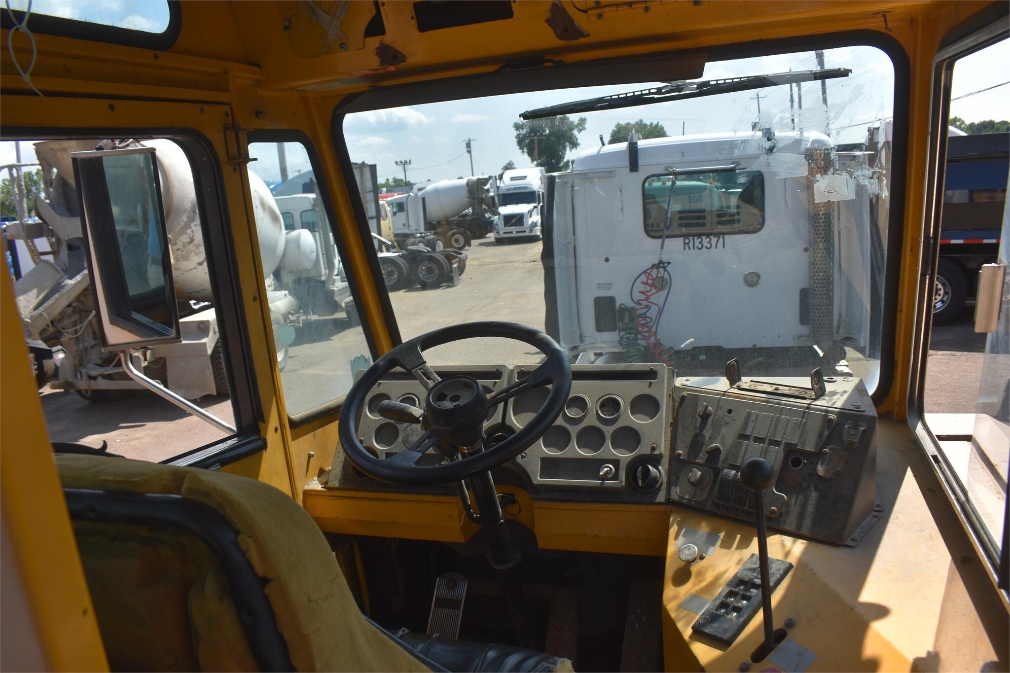 Used 2005 Capacity Spotter For Sale in Covington, TN - 5026891729 ...