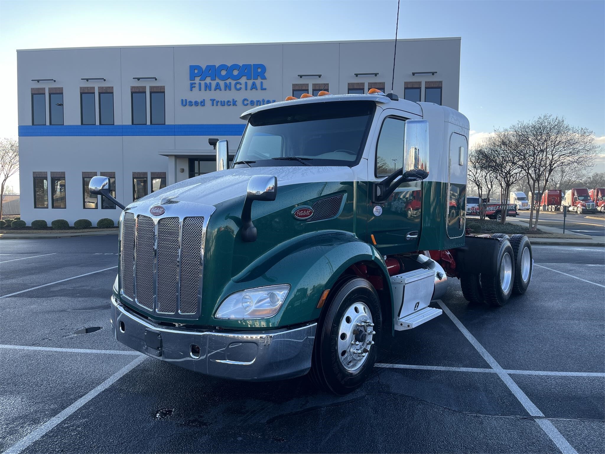 Conventional - Day Cab Trucks for Sale | Commercial Truck Trader