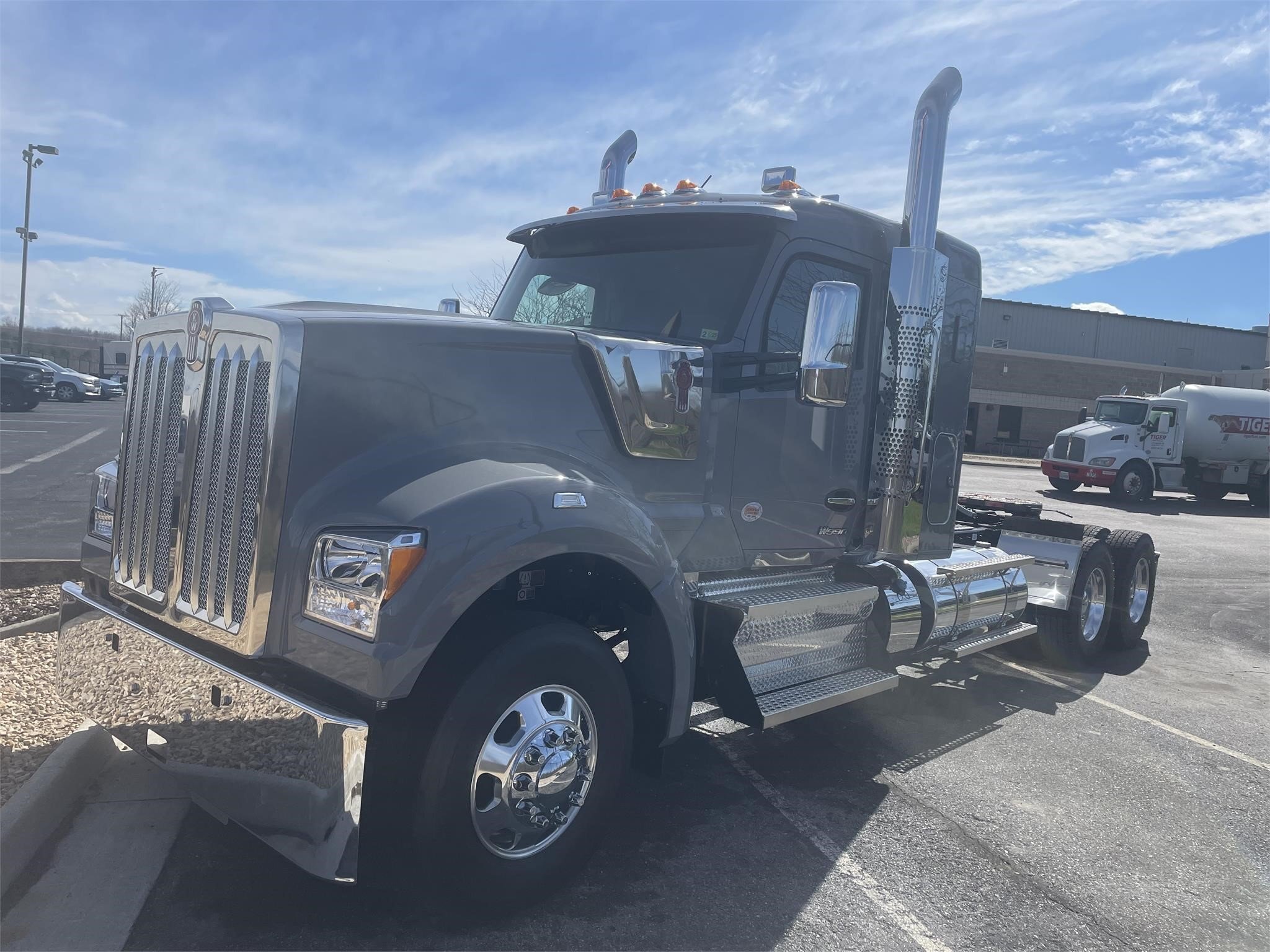 New 2025 Kenworth W990 For Sale in Lynchburg, VA - 5031213283 ...